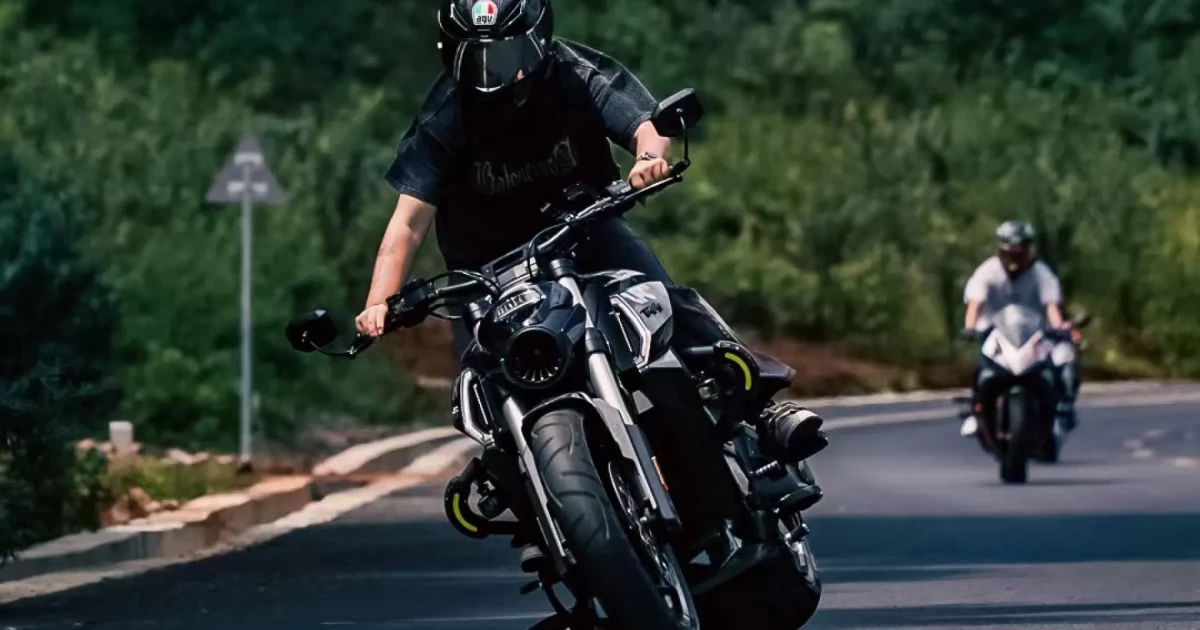 NAPOLEON BOB 500 - Velasco MotorBikes